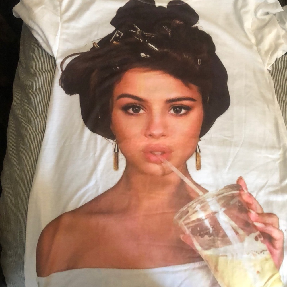 Revival Tour Merch - Gem